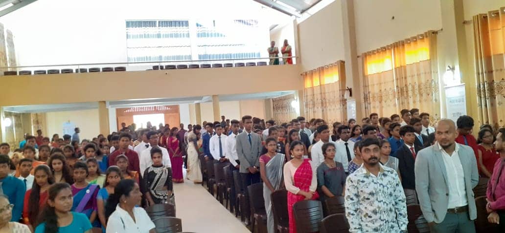 Tea Leaf Vision ஆங்கில இலவச கல்வி நிறுவனத்தின் 10 ஆம் ஆண்டு சான்றிதழ் ...