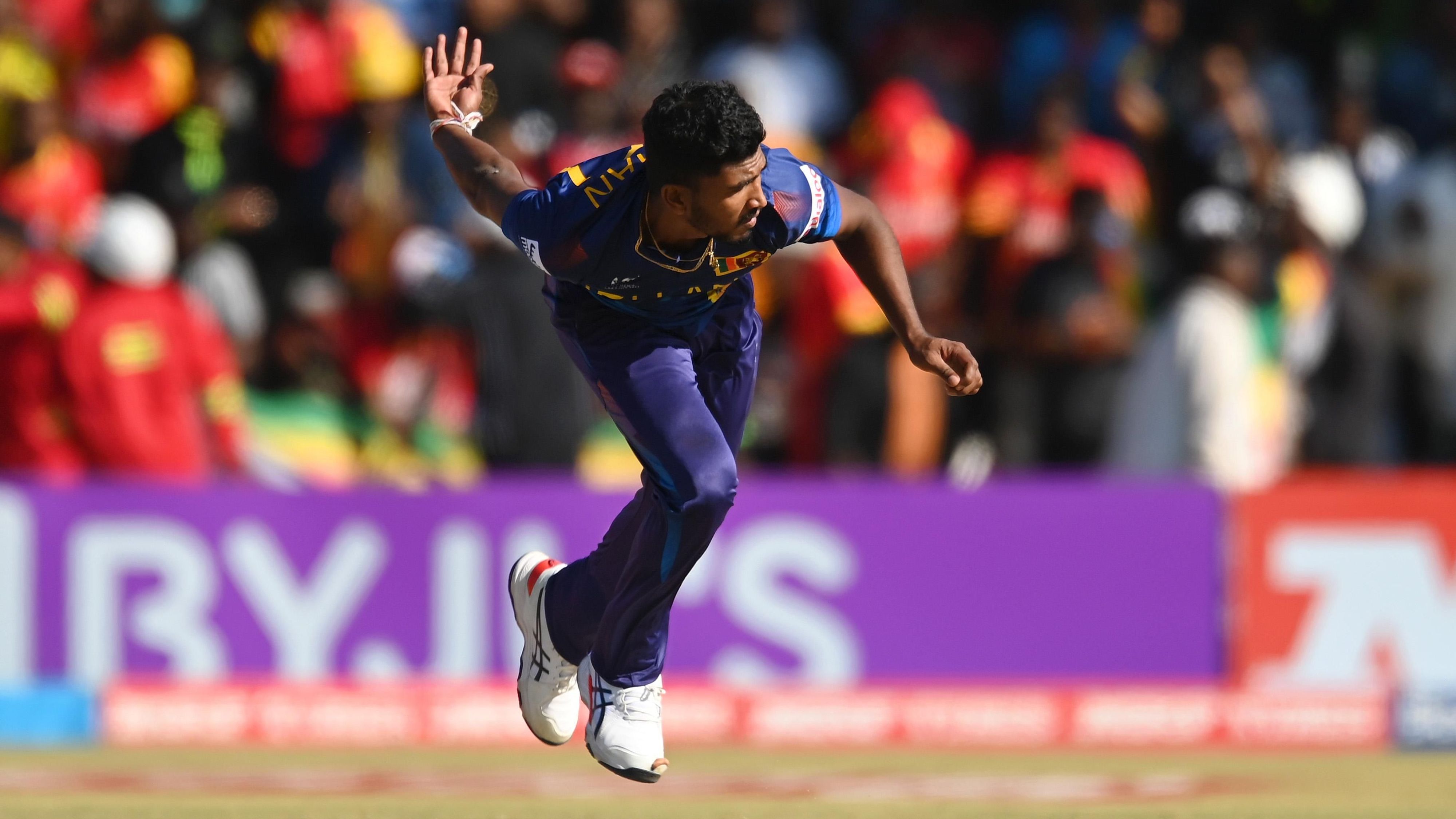 இலங்கை டெஸ்ட் குழாத்தில் புதுமுக வீரர்கள் மதுஷன்க, மானசிங்க! | Virakesari.lk